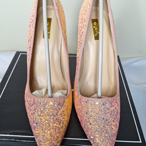 Qupid | Shoes | Nwb Qupid The Milia Pink Glitter Barbie Core Heels Size ...
